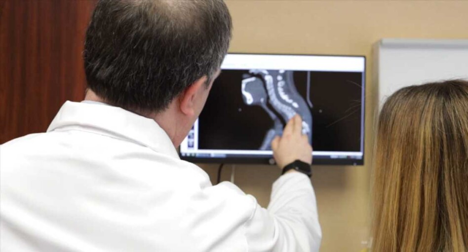 Dr. Lowenstein - Top Doctor Award | Advanced Spine Center